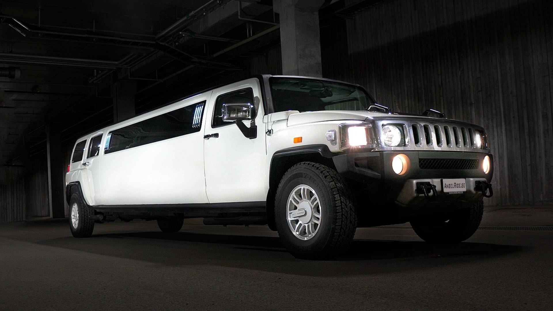 Limusinas: Lujo y confort sobre ruedas » Conociendo Mas Con Gladys